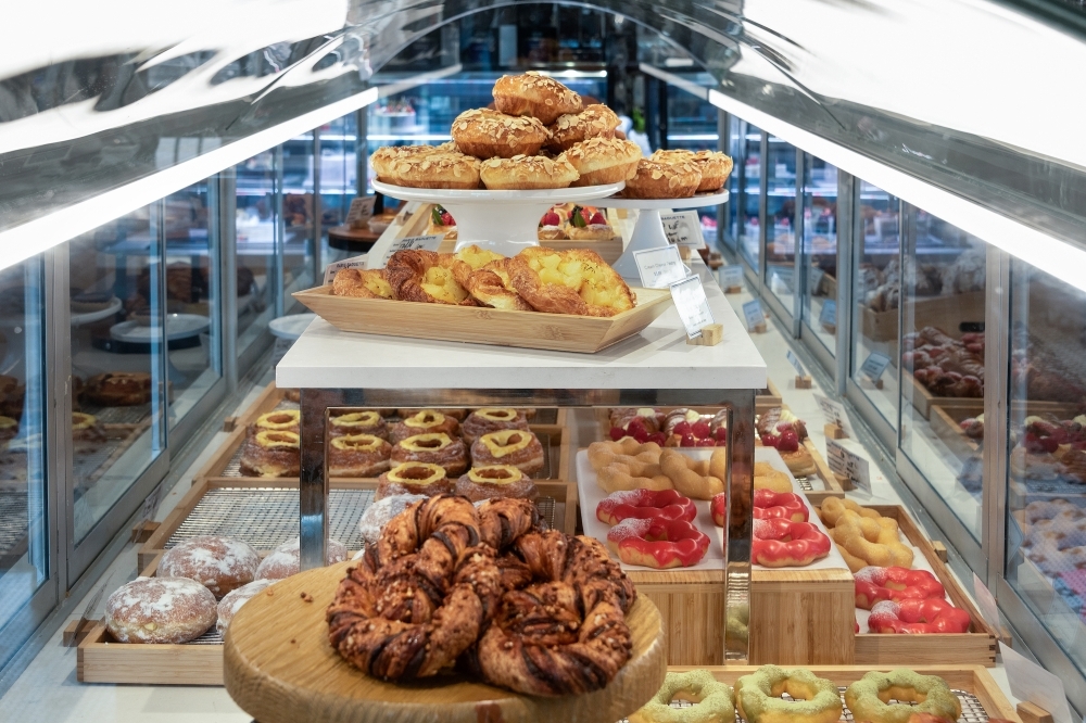 Paris Baguette brings French-inspired bakery cafe to Leander's new ...